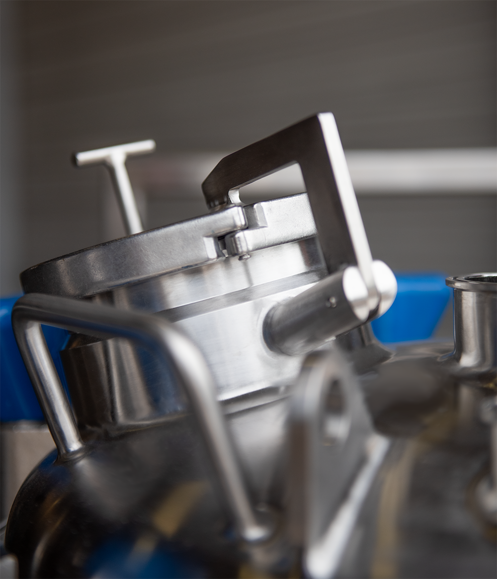 Stainless Access Ports | Holloway America