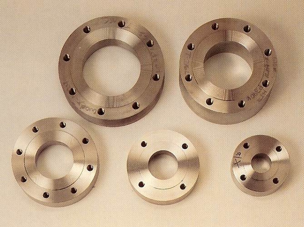 Pad Flanges | Holloway America
